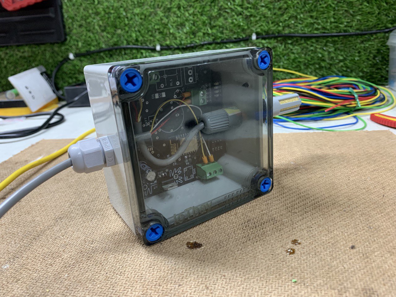 Industrial Temperature & Humidity Sensor Transmitter -IoTBAY