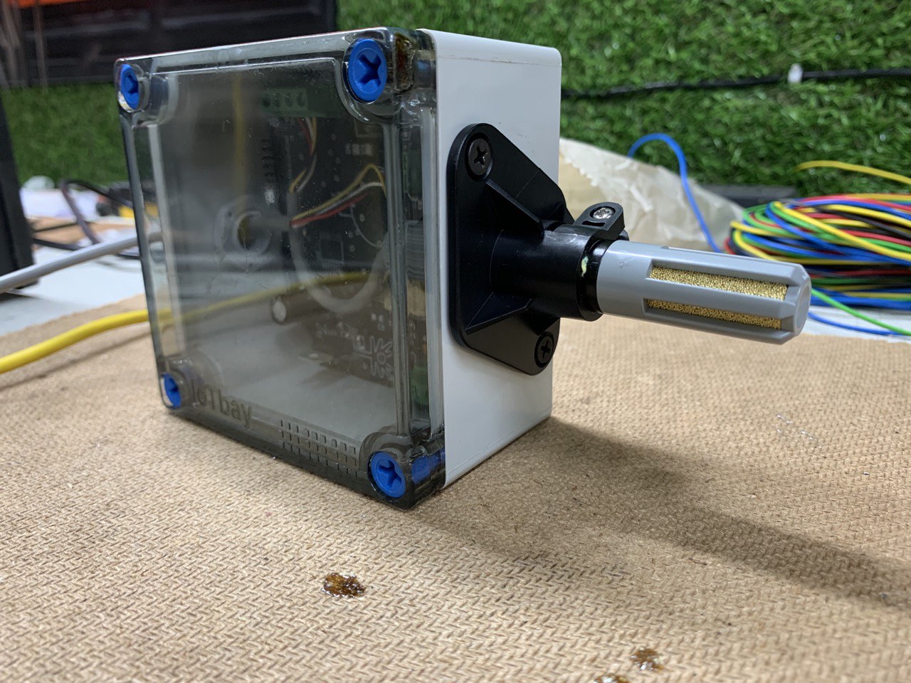 Industrial Temperature & Humidity Sensor Transmitter -IoTBAY